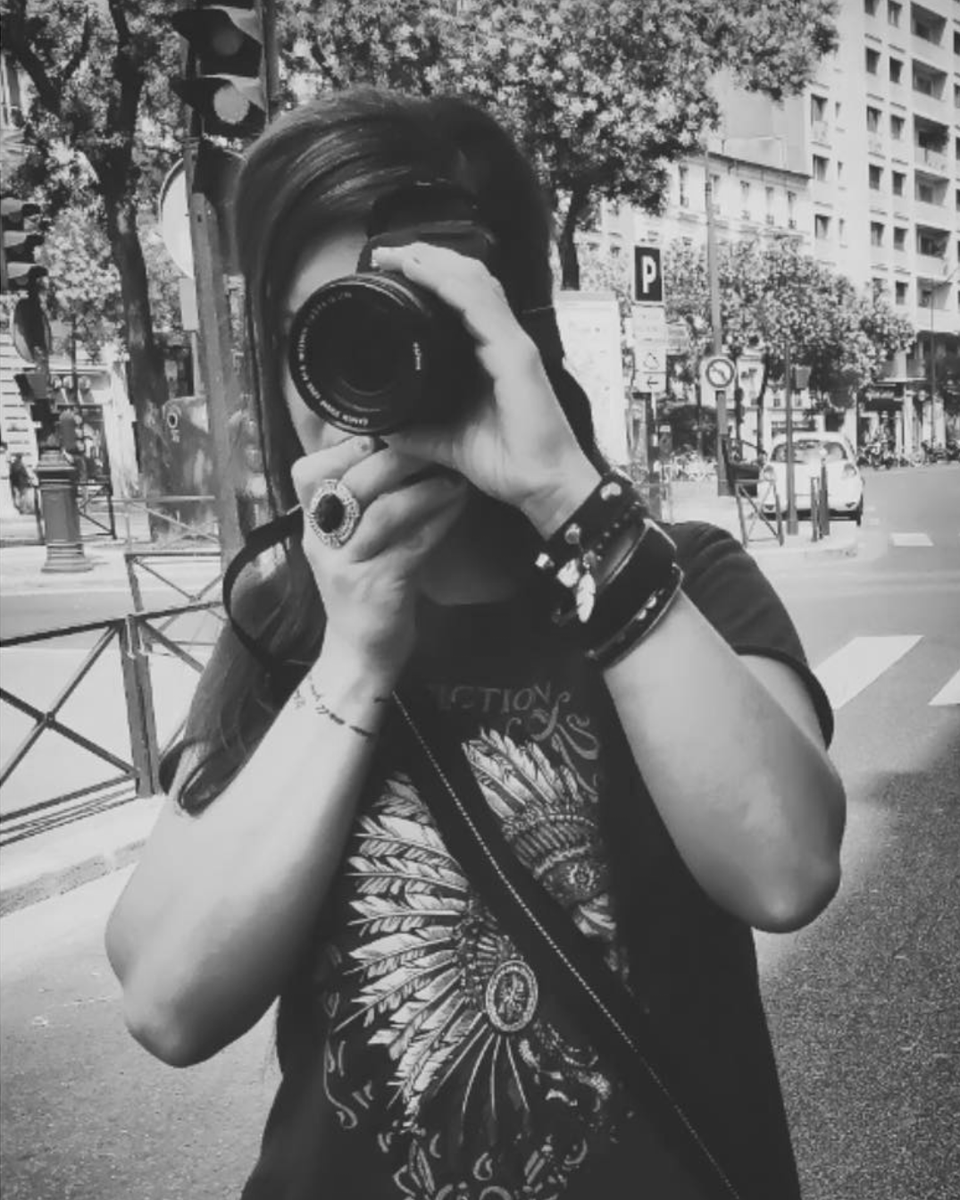 Chelsi Davis Portfolio – Never Touch Anything With Half Your Heart